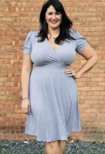 50 Trendy Hip Clothes for 50 Year Old Woman - Plus Size Women Fashion