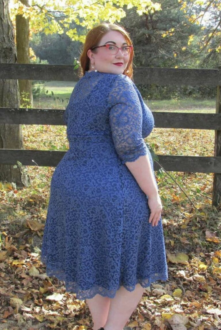 50 Trendy Hip Clothes for 50 Year Old Woman - Plus Size Women Fashion