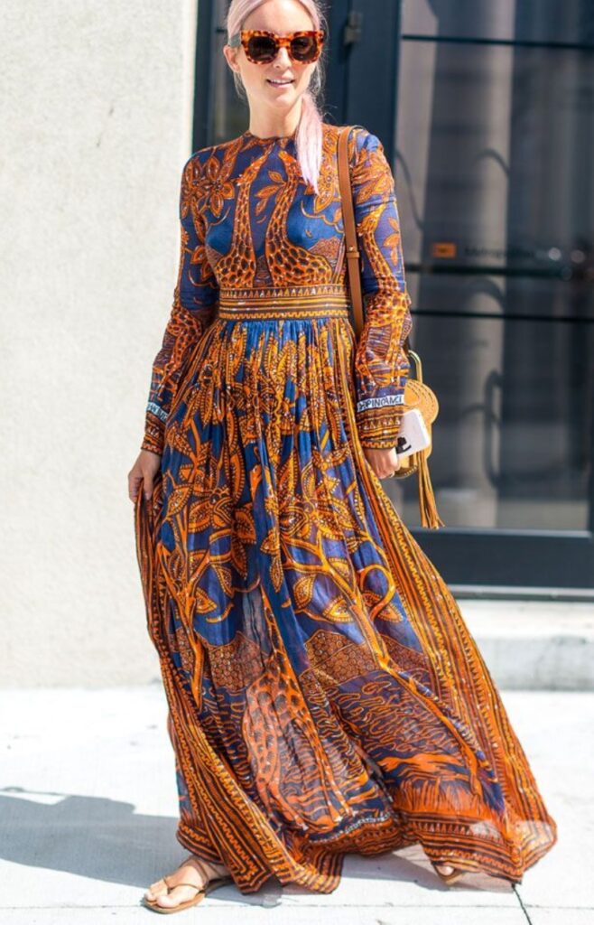 How Should a 35 Year Old Woman Dress - Plus Size Women Fashion