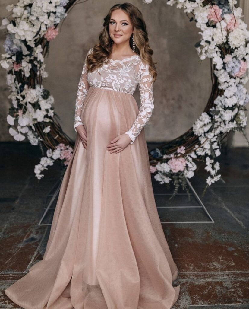 100+ Maternity Dresses for Special Occasions - Formal & Prom 2022